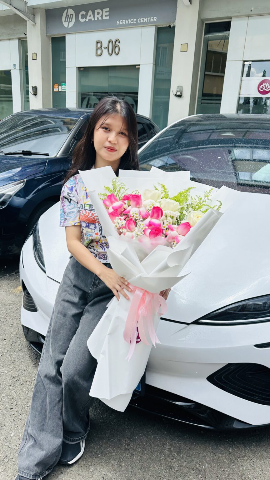 Blumea Grande - rangkaian bunga